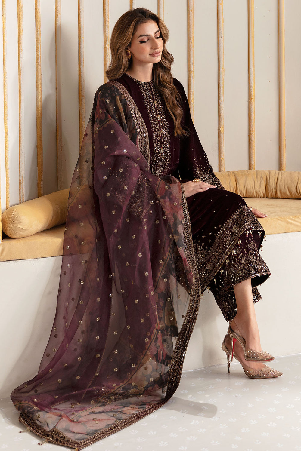 Embroidered Velvet Formal VF-2012 | Embroidered Velvet Collection | Jazmín